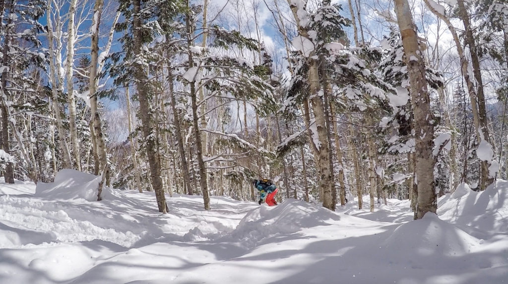 Skiing/Snowboarding in Tomamu | HOKKAIDO – JAPAN – Life Out Loud Official